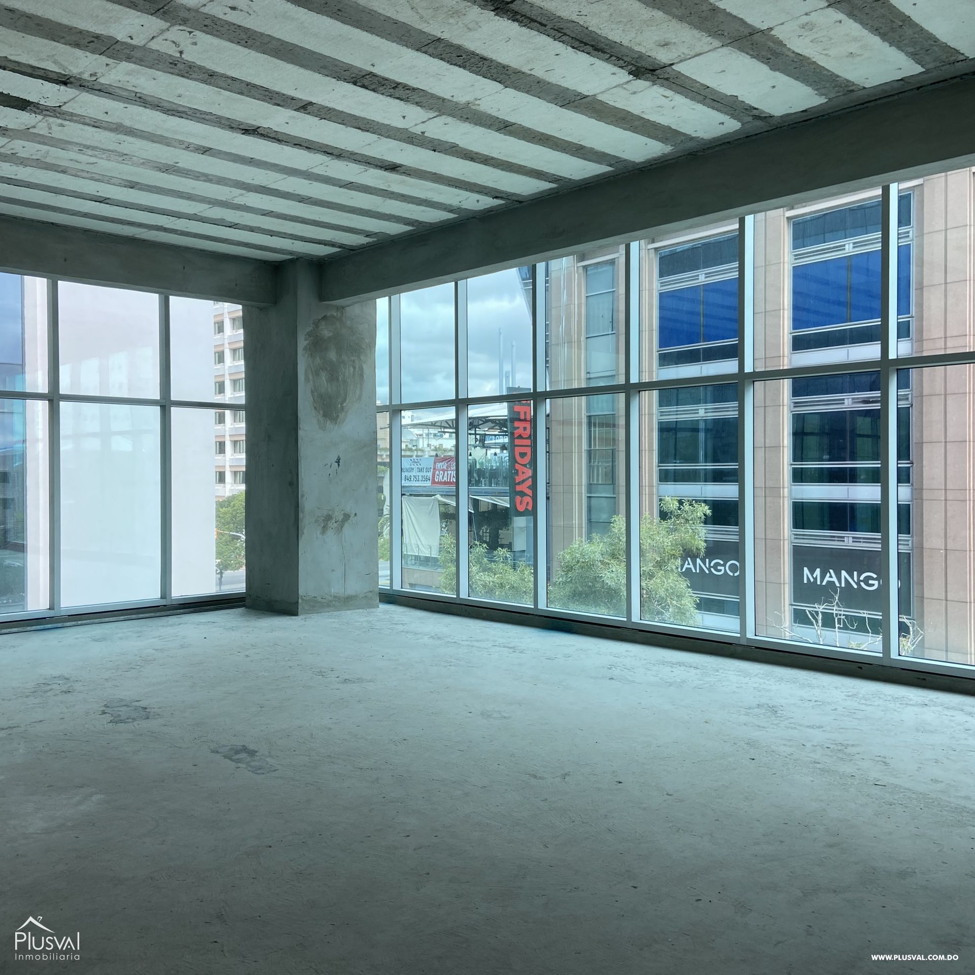 Locales Comerciales en Alquiler en Santo Domingo | Plusval Inmobiliaria