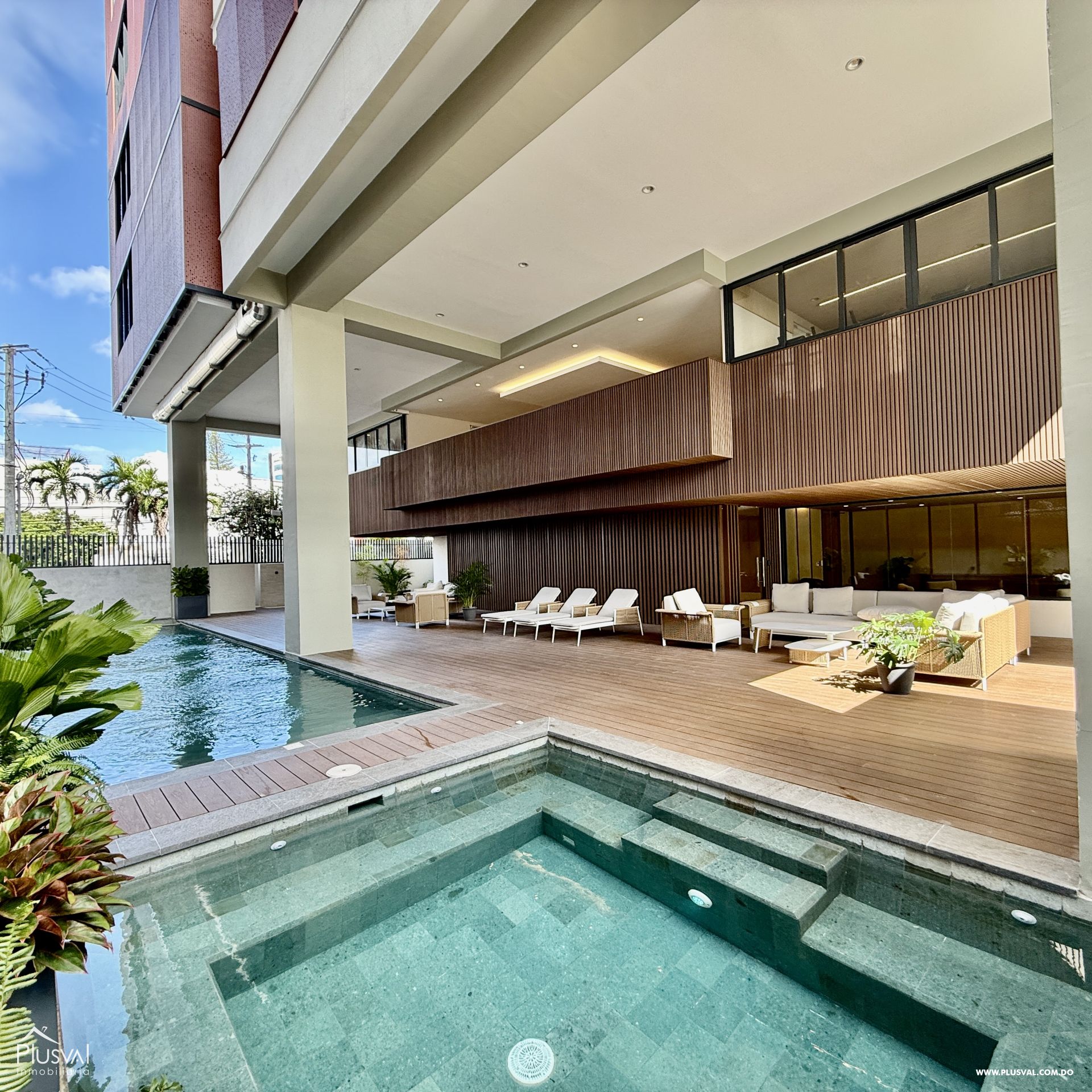 Apartamentos de 3 Habitaciones + Estudio en Venta – Torre de Lujo Lista ...